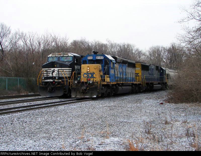 CSX 8148 and NS 9858